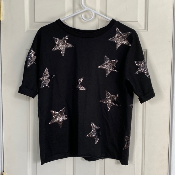 Design Lab Lord & Taylor | Tops | Black Design Lab Short Sleeve Sweatshirt With Sequin Stars ...
